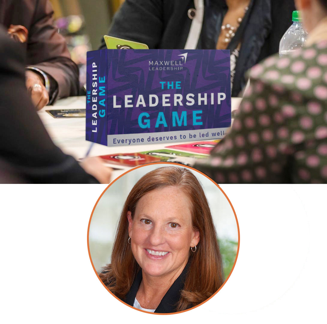 Leadership Game - Awake at the Helm